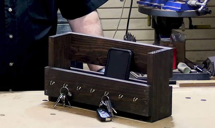 10 Beginner Woodworking Plans + Step By Step Videos – Sawinery